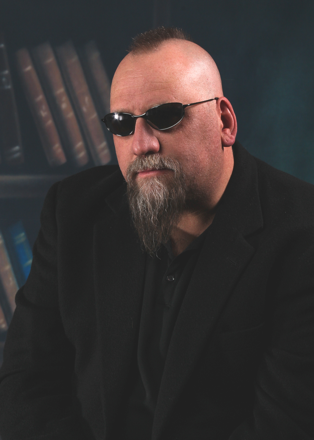 1000-Headshot2 – Quincy J. Allen / Ogre Steel